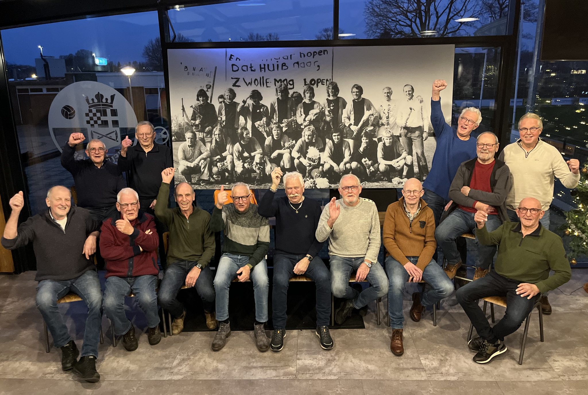 Kampioensteam 1973-1974 in het zonnetje gezet | sv Nieuwleusen